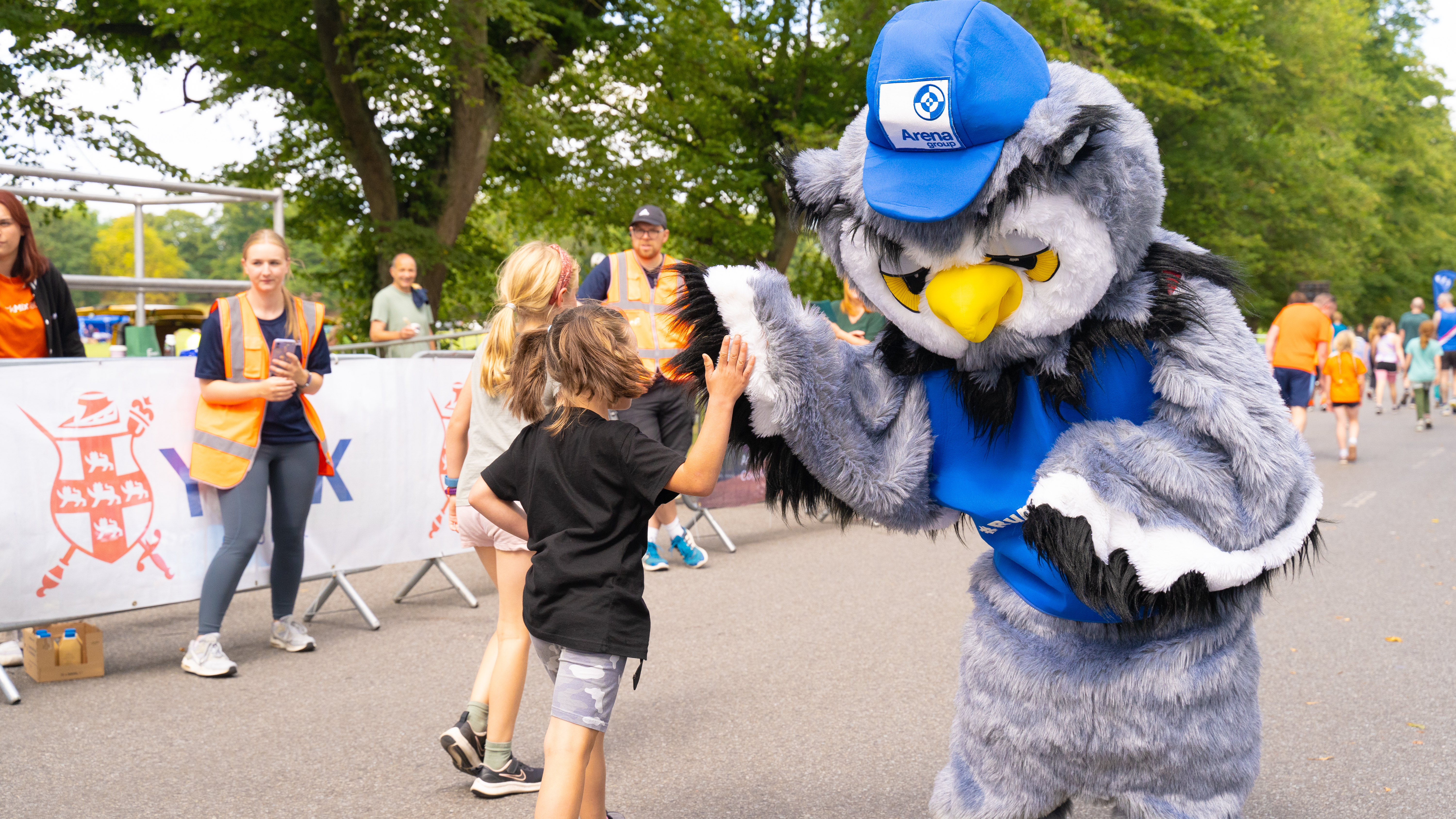 York comes alive as thousands cross the finish line at the York 10K ...